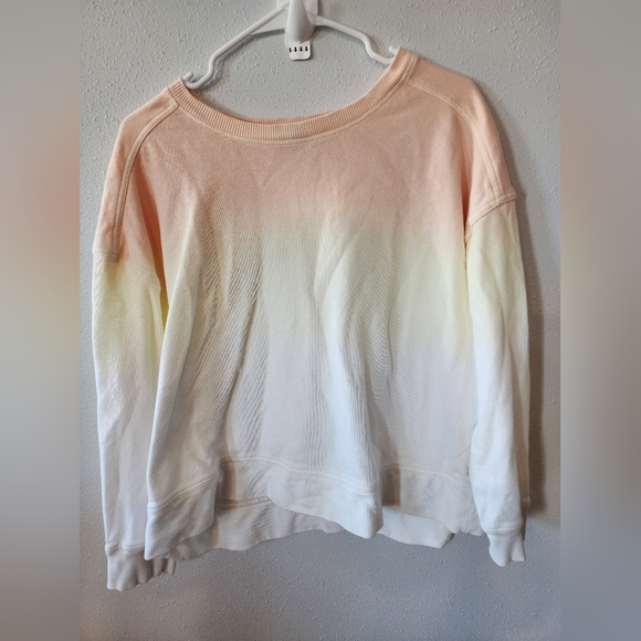 Universal Thread | Tops | Universal Threads Ombre Sweatshirt Size Xxl ...